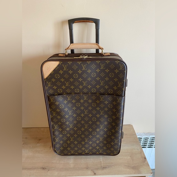 Louis Vuitton | Bags | Authentic Louis Vuitton Pegase 55 Monogram Carry ...